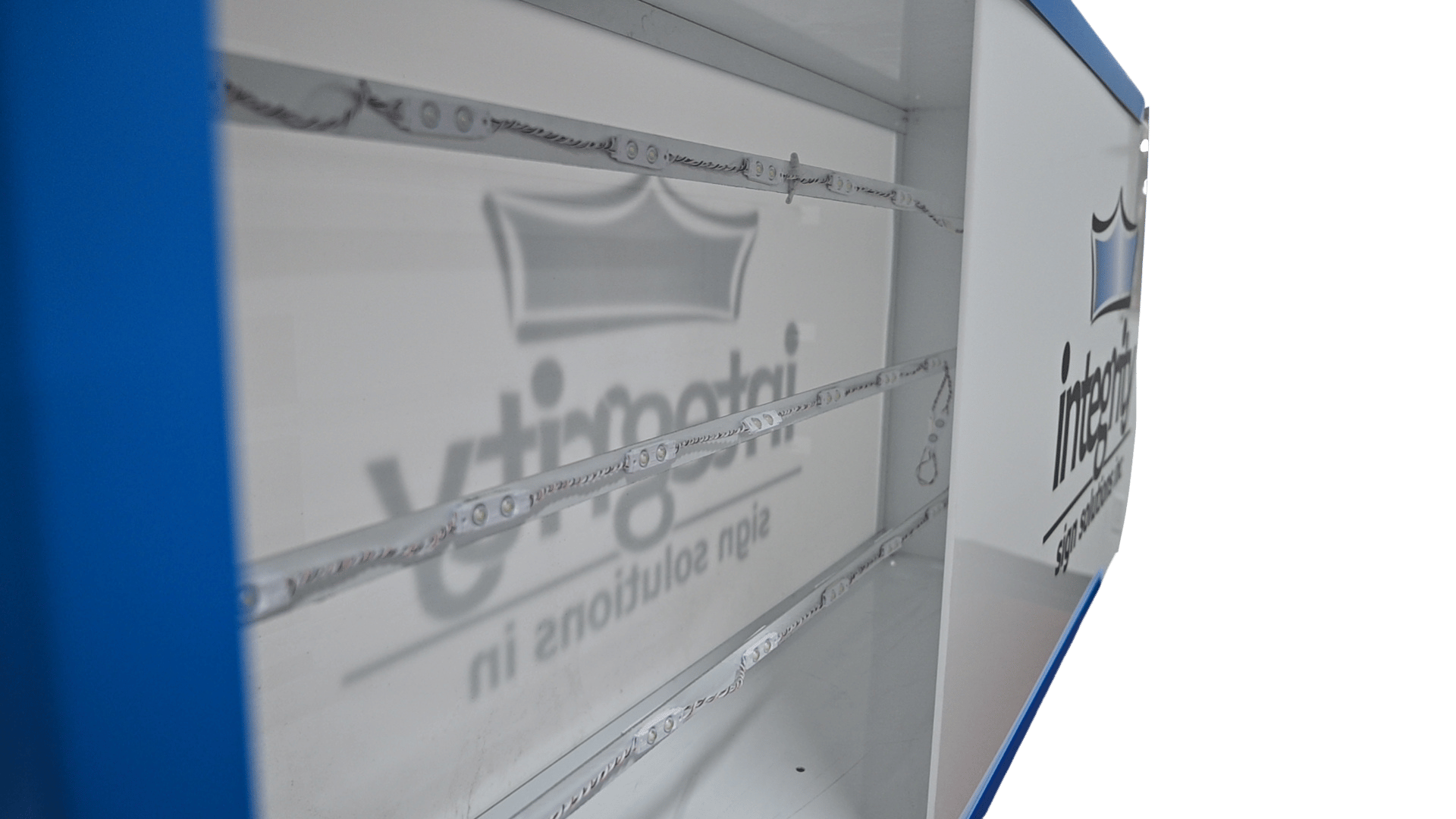 Simplified Sign Line – Economy Cabinet Signs with Fixed Pricing
